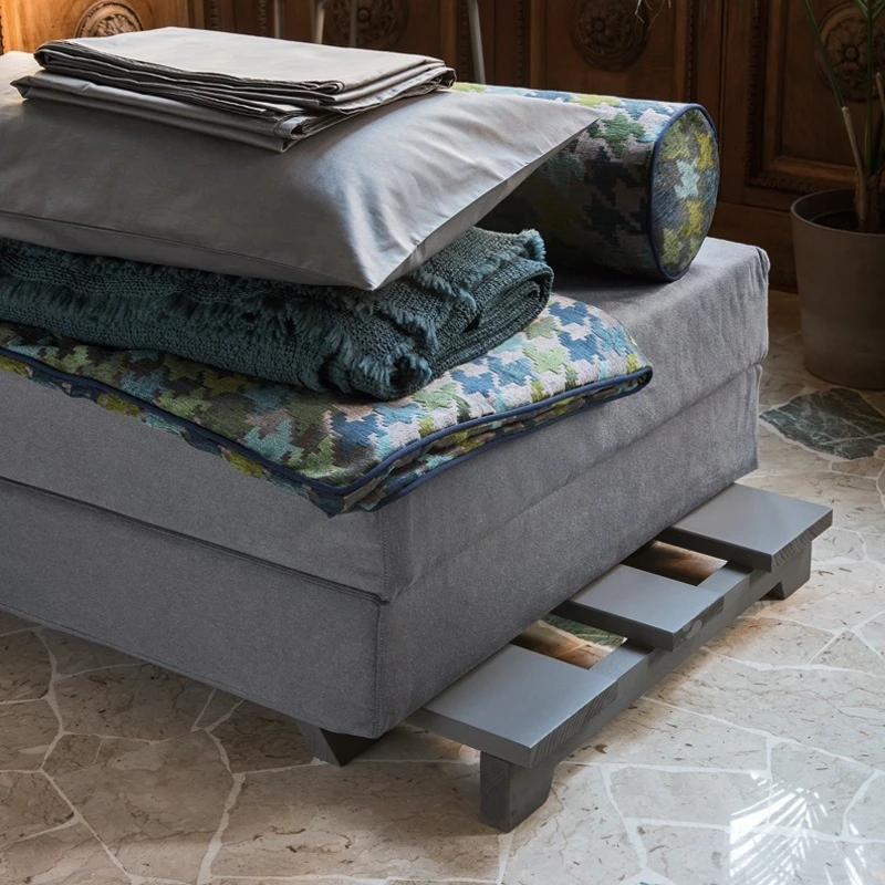 Gervasoni BEDS Kubo Hocker / Schlafsessel